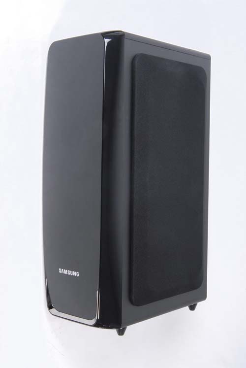 Инопланетная 2.1-канальная мультимедийная система Samsung RTS-HE10T ...