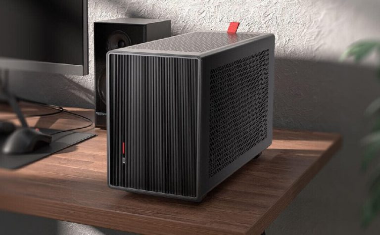 Корпус Antec Performance 1 M для Mini-ITX позволяет настраивать ...