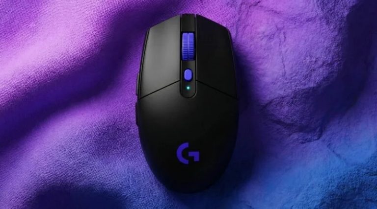 Logitech G304 X Lightspeed оснащена аккумулятором вместо батареек и ...