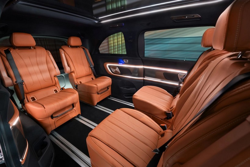 Представлений Mercedes-Benz VLE - електричний мінівен із запасом ходу ...